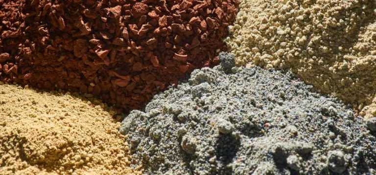 Argile : utilisations et bienfaits au jardin - Promesse de Fleurs